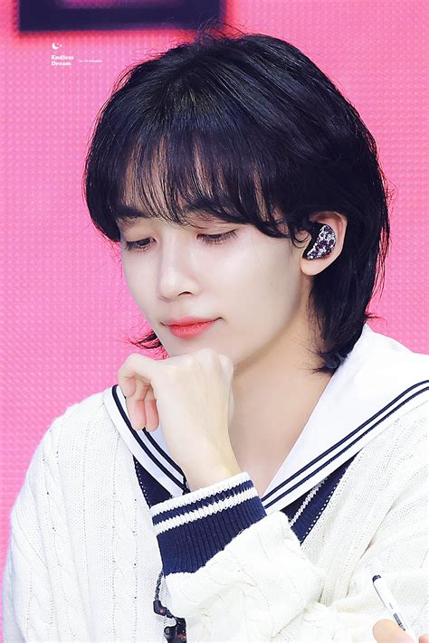 【svt 尹净汉】高清壁纸 图片相关｜站姐andcarat Land 2023 第3期 哔哩哔哩