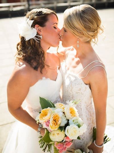 Kiss 💋 💋 Tumbex