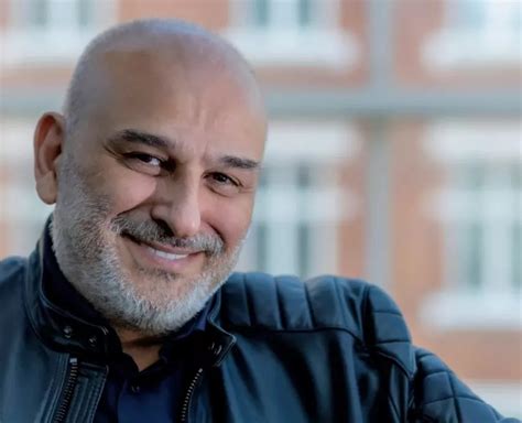 خاصجمال سليماننستعد لتصوير مسلسل عن سجن صيدنايا وهذا سر ترشحي لـ رئاسة سوريا الموجز