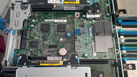 CTO Сървър HPE DL360 Gen9 2 Xeon E5 2620v3 0GB RAM Smart Array RAID гр София Център OLX bg