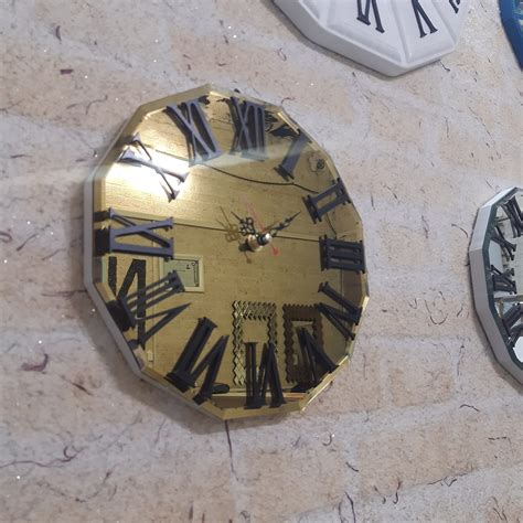 ساعت دیواری کوچک آلکازاردکور