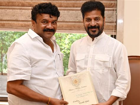 Revanth Reddy Talasani సీఎం రేవంత్ రెడ్డిని కలిసిన తలసాని శ్రీనివాస్ యాదవ్ Former Minister