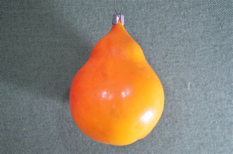Купить Елочная игрушка стеклянная Груша фрукт Стекло подвес 3 СССР цены фото описание