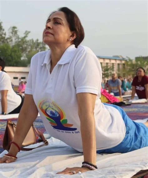 Ровесница Пугачевой а шея как у 30 летней без единой морщинки 75 летняя звезда “Зиты и Гиты