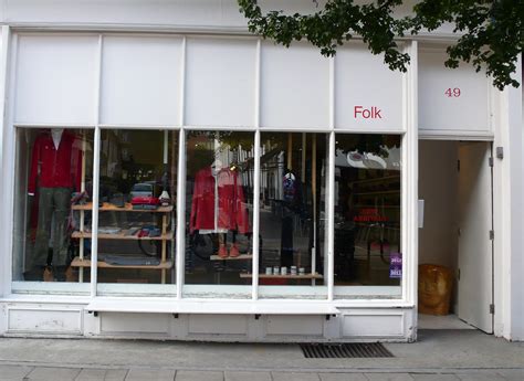 Folk London United Kingdom Country Helper