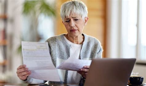 Dwp Attendance Allowance Pensioners With Common Conditions Could Claim