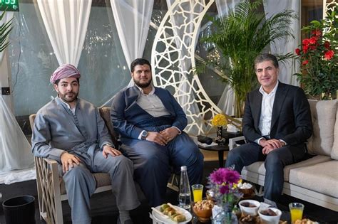 ‎معبدالله شرنخي‎ ‎سەروکێ هەرێما کوردستانێ نێچیرڤان بارزانی و دگەل کورێ وی کاک ادریس بڕاستی ژی