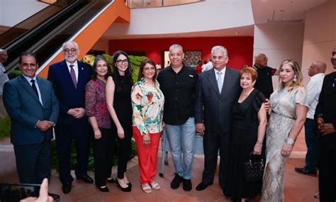 Emotivo Acto Para Resaltar La Trayectoria De Chilote Llenas