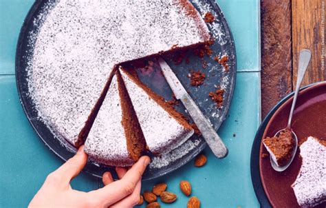 შოკოლადის ტორტი ნუშის ფქვილით Gemrielia Ge