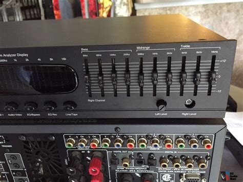 Audiosource Eq 200 Graphic Equalizer With Audio Spectrum Analyzer Photo 1032098 Us Audio Mart
