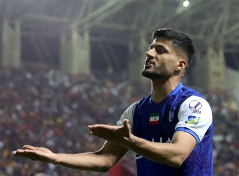 محمد محبی پوشیدن پیراهن استقلال خیلی به من حال داد طرفداری