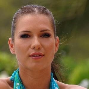 Veronica Da Souza Facts Bio Career Net Worth Aidwiki