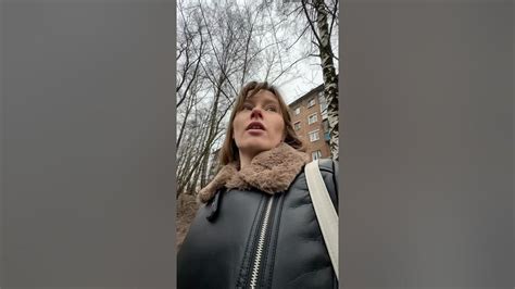 еще встал специально передо мной что мне посложнее выезжать было 🤦🏽‍♀️🤣 авто прикол девушка