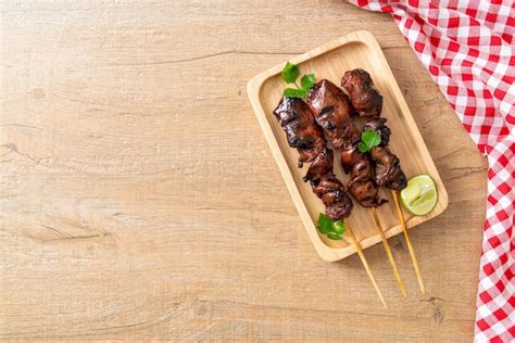 Premium Photo Grilled Chicken Liver With Herbs And Spices On Plate