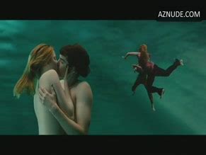 ACROSS THE UNIVERSE NUDE SCENES AZNude
