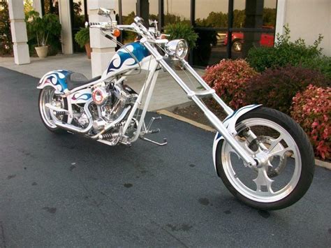 CUSTOM CHOPPER