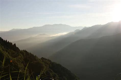 2023青龙山步道玩乐攻略 登青龙山步道俯瞰中的整个 去哪儿攻略
