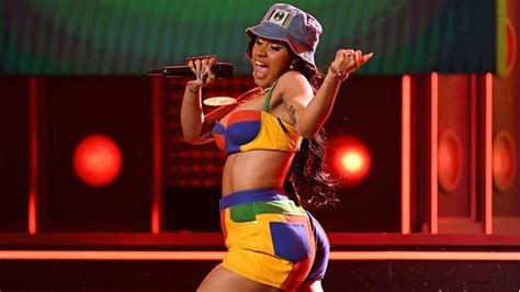 Cardi Bs Bum Implant Leaked For Five Days Bbc News