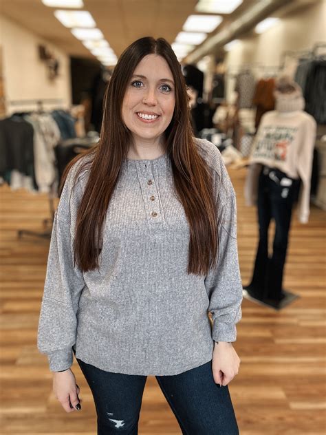 The Ranchero Top Heather Gray The Mid Western Co