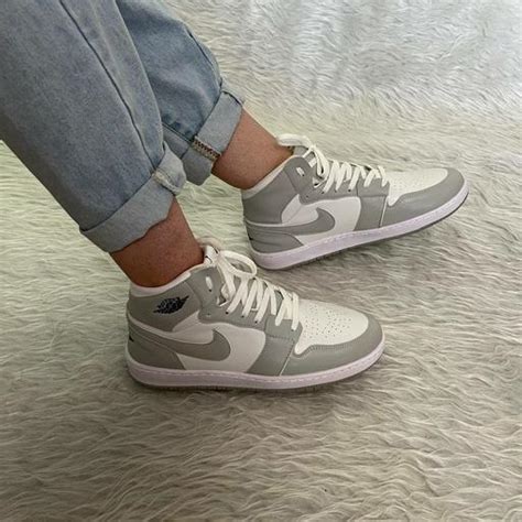 خرید و قیمت کفش اسپرت ساقدار جدید مدل جردن از غرفه کفش سناتور