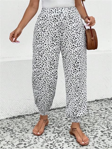 Emery Rose Plus Allover Print Slant Pocket Pants Shein Usa