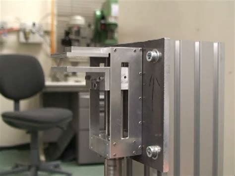 Load Sensitive Cvt Using An Oblique Feed Screw Smart Robotics Laboratory Hiroshima University