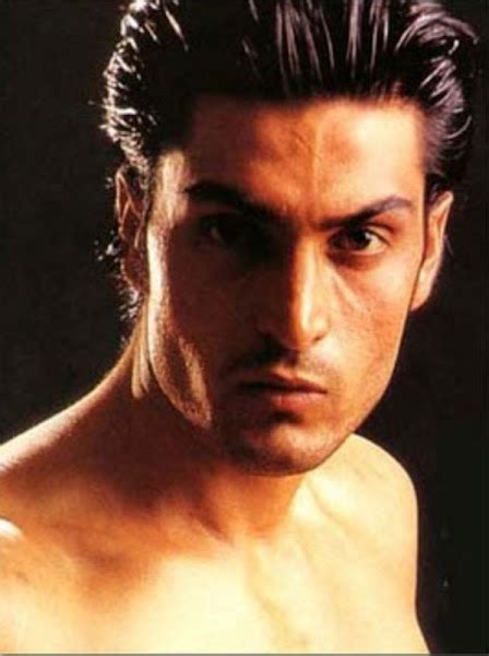 Man Central Rajeev Singh Manhunt International 2001