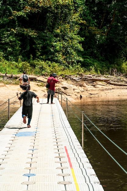 Page 6 4000 Temporal Pictures