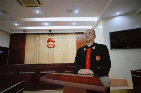 政法故事我来讲丨奎文法院立案庭庭长 姜志伟澎湃号·政务澎湃新闻 The Paper