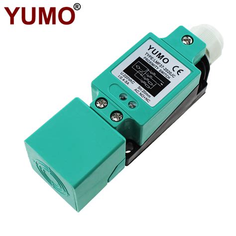 Lmf37 2020jc Angular Column Square Type Inductance Proximity Sensor