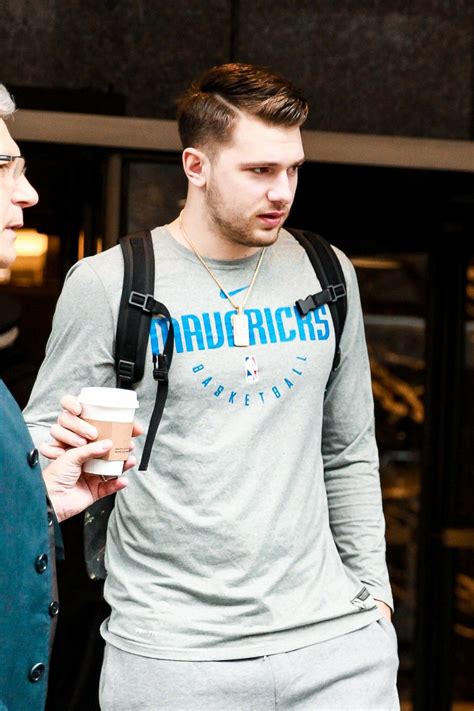 Luka Doncic Long Sleeve Tshirt Men Luka Dončić Mens Tops
