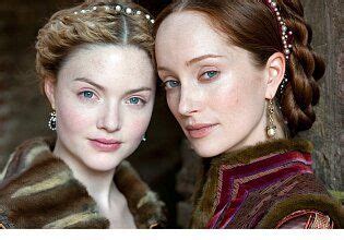 Holliday Grainger Pictures And Photos Renaissance Hairstyles The