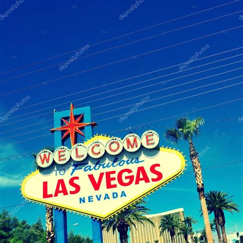 Welcome To Fabulous Las Vegas Sign Stock Editorial Photo © Nito103
