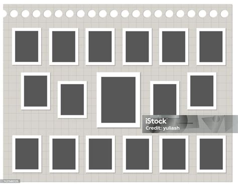 둥근 구멍이있는 케이지에있는 노트북 용지 시트에 검은 색 사진 프레임 세트 벡터 현실적인 모형 흰색 테두리가있는 17 장의 사진 카드 콜라주 및 디자인을위한 빈 템플릿
