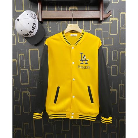 สต๊อกแน่นๆ เสื้อแจ็คเก็ต เสื้อแขนยาว เสื้อคลุม งานปัก สวยๆ แขนยาวมีฮู้ด พร้อมส่งมากๆ มีเก็บปลาย