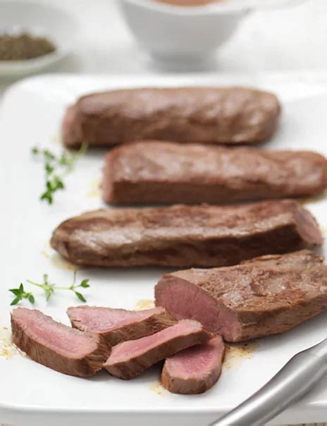 Extra Trimmed Lamb Loin Mands