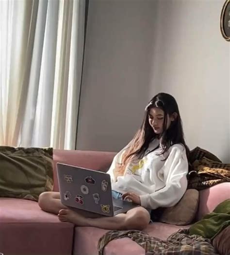 Danielle Newjeans Icon Babes Style De Cheveux Daniel