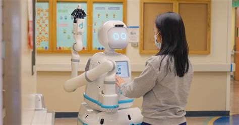 Diligent Robotics On Linkedin Moxi The Robot Delivering Meds And