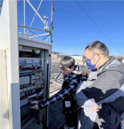 中国移动积极响应“信号升格”专项行动，联合产业创新研发700mhz900mhz双频双模基站通信世界网