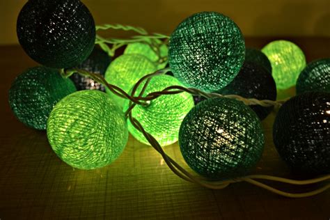 무료 이미지 빛 꽃 유리 분위기 녹색 기분 좋은 크리스마스 트리 크리스마스 장식 미술 등 구체 크리스마스 공 매크로 사진 크리스마스 조명 무드