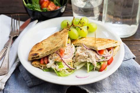Recept Voor Focaccia Voor 4 Personen Met Zout Peper Focaccia Mayonaise Citroen Sla Ui