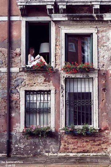 فتاه اسمها ياسمين