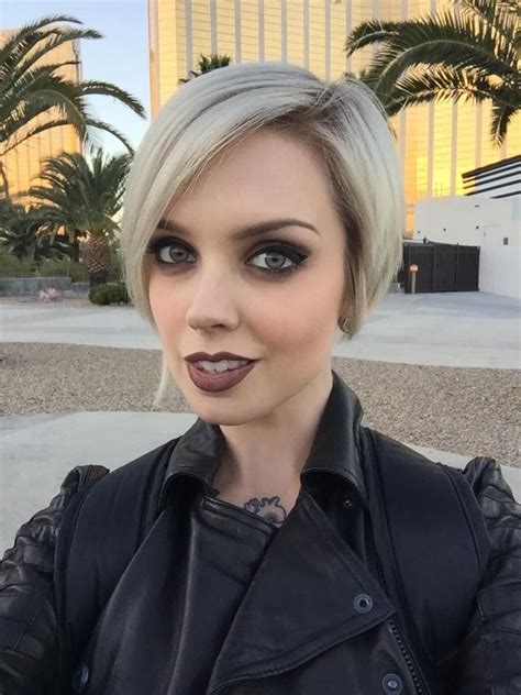 Sara X Mills