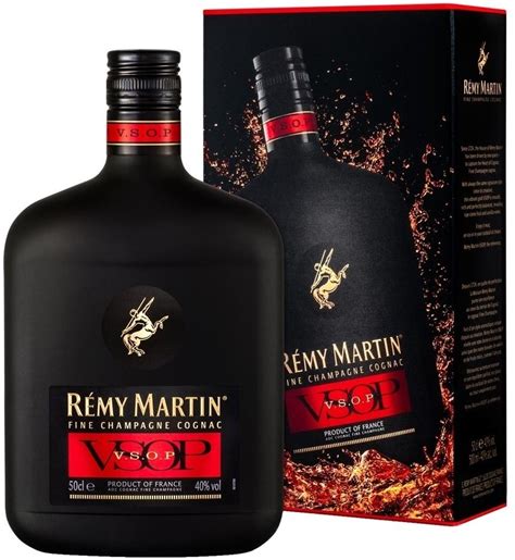 Коньяк Remy Martin, V.S.O.P., in gift box, 0.5 л. купить коньяк в ...