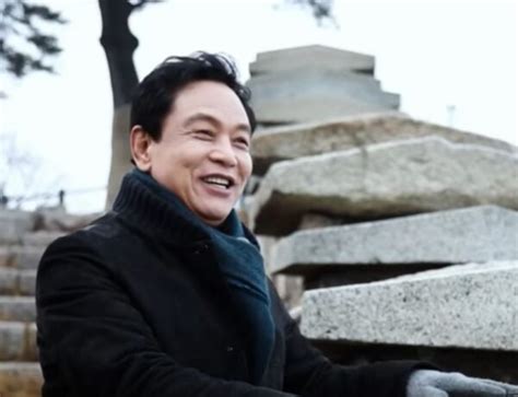 유명 중견연예인 이덕화가 모델이었던 하이모 가발광고 대머리연예인 김광규와 함께 콤비로 스타톡톡 중견연예인 중년배우 스타강사 유명아나운서 유튜버 인플루언서 섭외