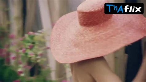 Dawn Lyen Gardner Bikini Scene In Queen Sugar