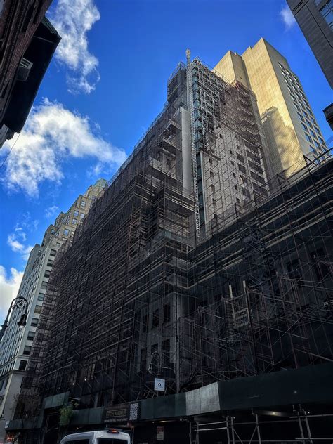 Demolition Continues For 1 162 Foot Supertall At 655 Madison Avenue On