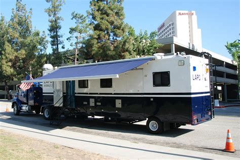 Lapd Mobile Command Posts Cc2 Vehicle Suggestions Car Crushers Forum