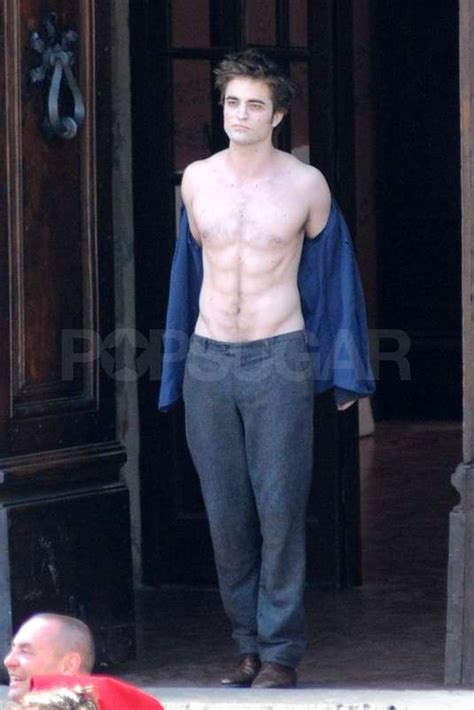 익스트림무비 웃통 벗은 로버트 패틴슨 군