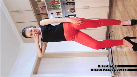 【섹시함이 묻어나는 그녀 섹시댄스】검정 광택 스타킹을 엉덩이 댄스 댄스 섹시댄스 No80 Youtube